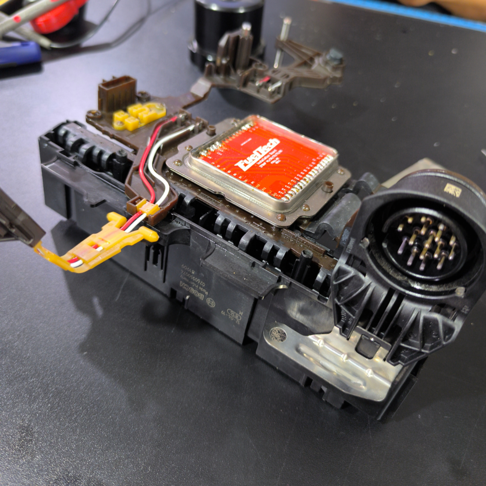 Placa de Interface para Câmbio ZF8HP - FuelTech Brasil